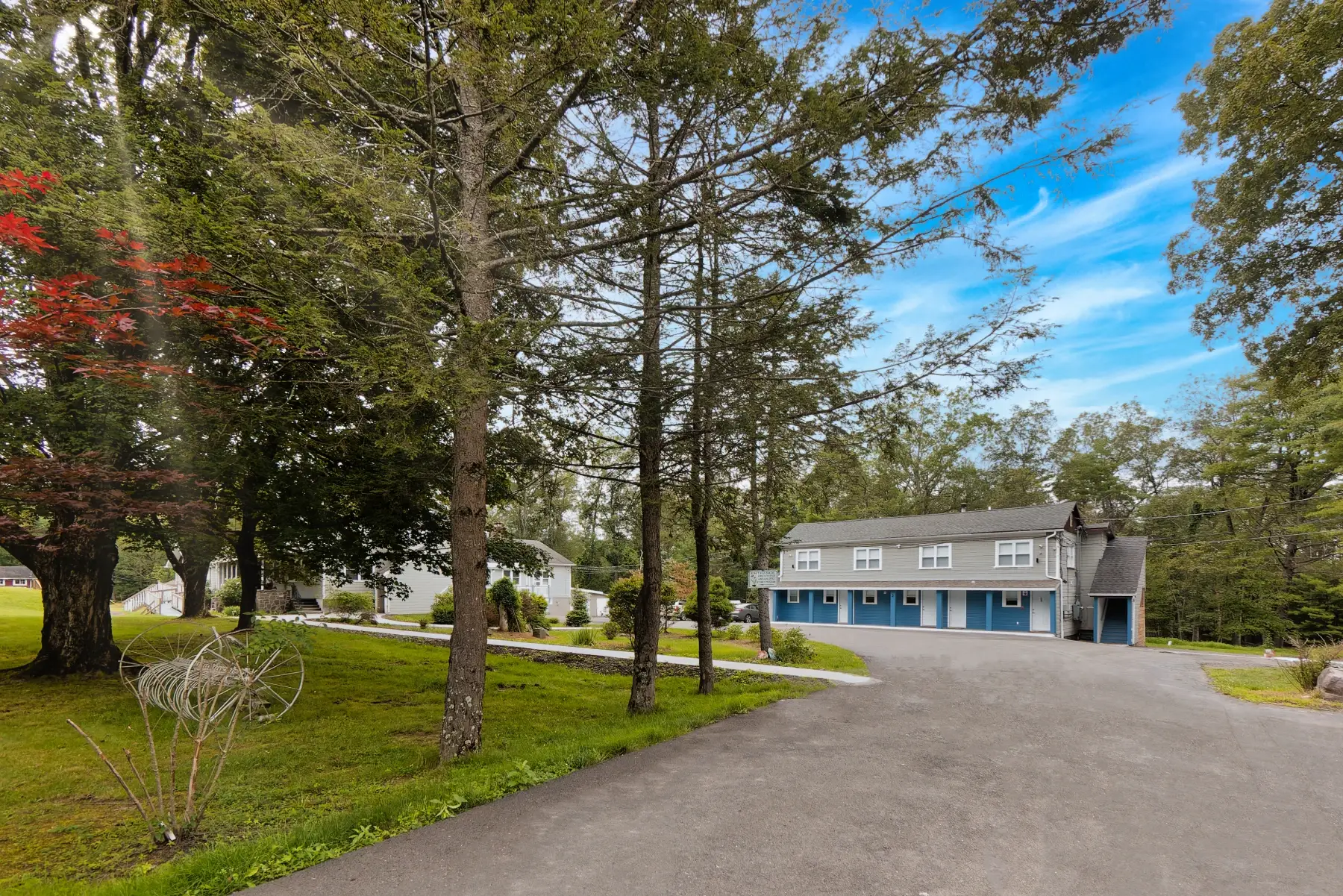 Contact us - Never Alone - Adolescent Addiction Treatment Center | Drug & Alcohol Rehab for ...